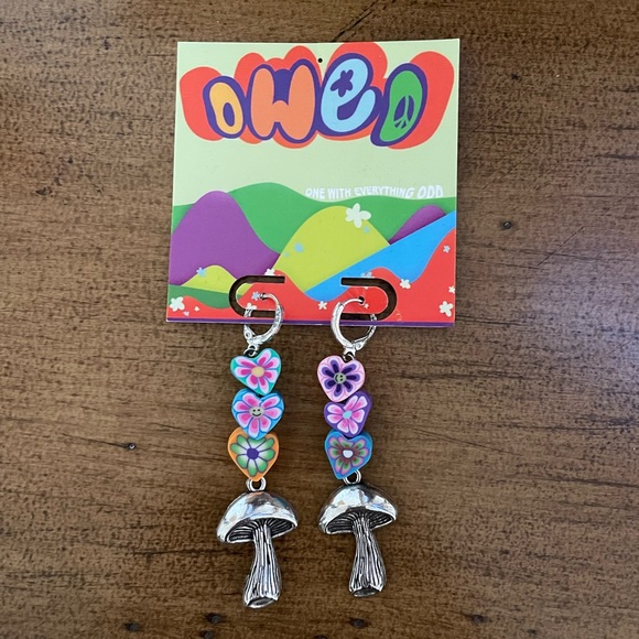 UNIF | Jewelry | Oweo Huggies | Poshmark